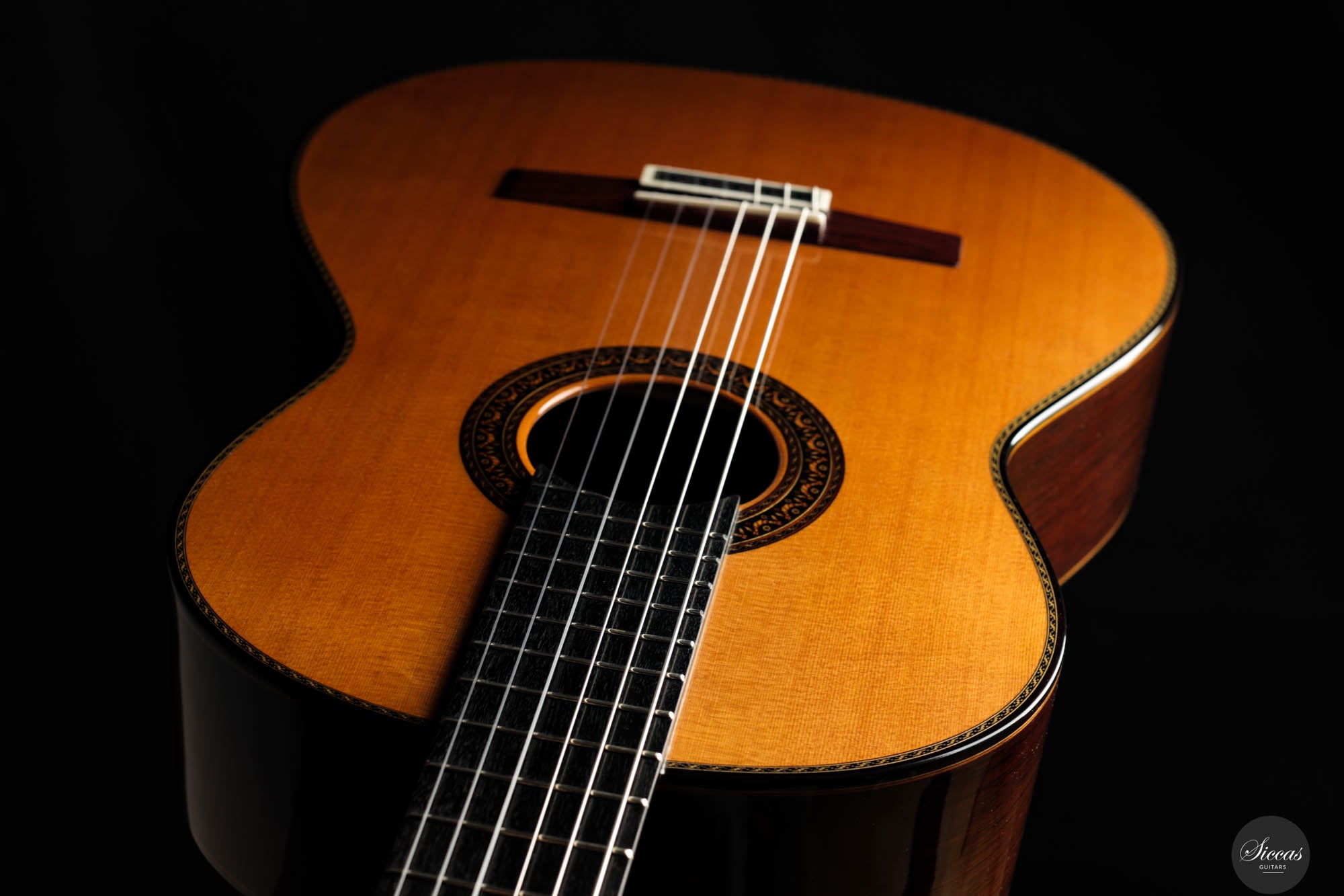 Vicente Carrillo - "Gabriela II" Doubletop 64 cm ON HOLD – Siccas Guitars